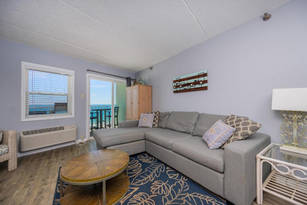 Emerald Skye 63 condo, Orange Beach (updated prices 2025)