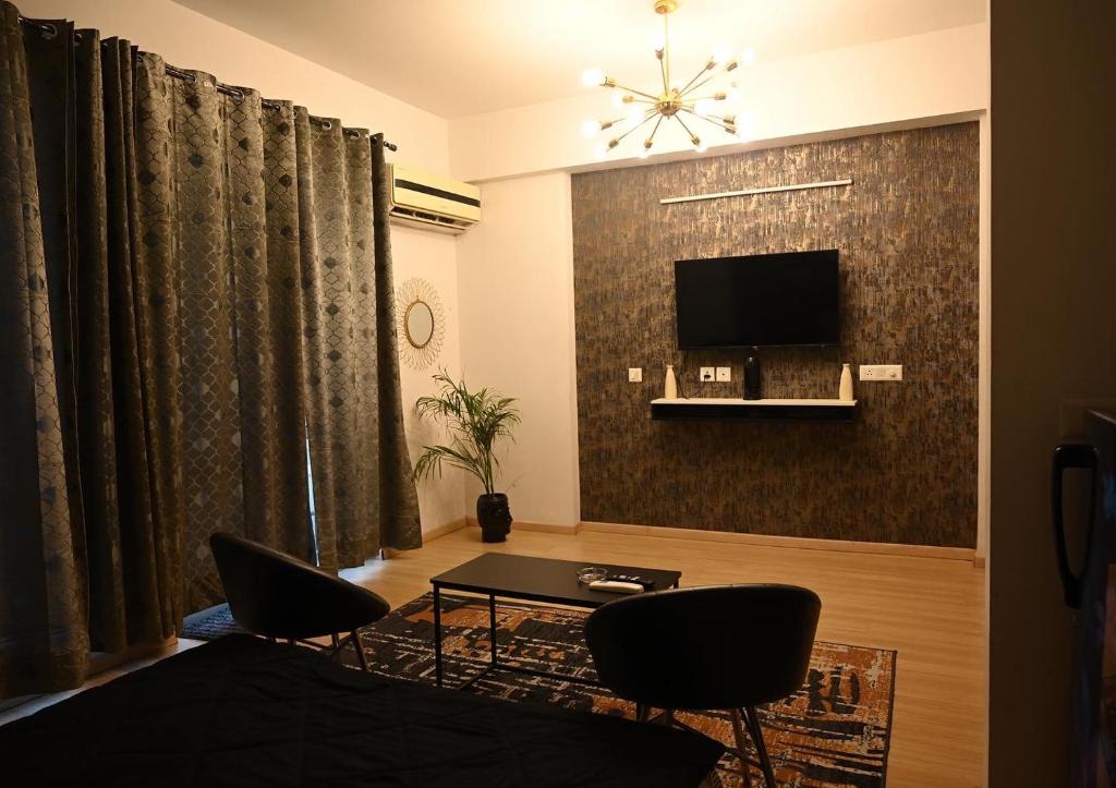 Black pearl sp DLF My Pad, Lucknow (updated prices 2025)