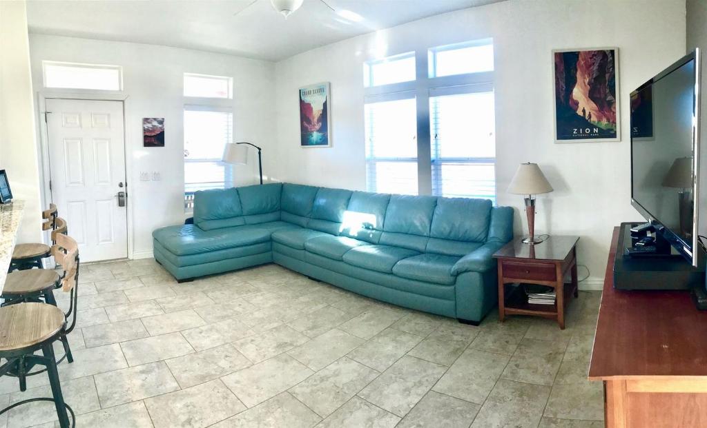 Rustic Cottage Rental in Lake Powell, Arizona, Perfect for a Weekend ...