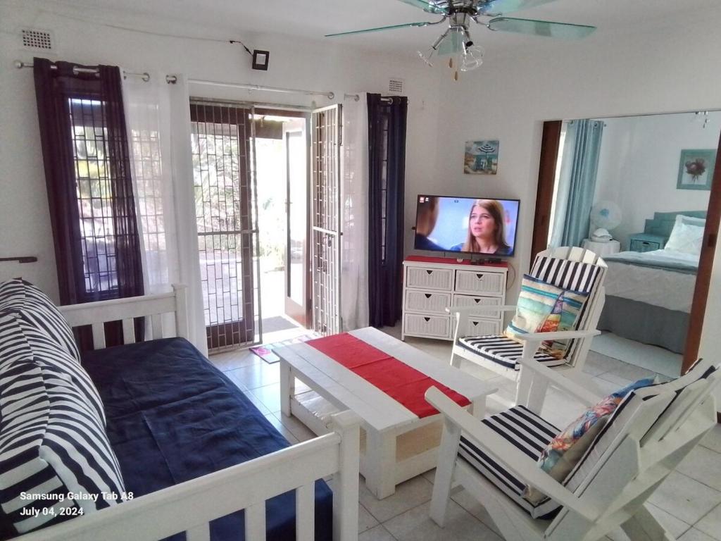 Ocean Breeze 40, Winklespruit KZN, Kingsburgh (updated prices 2025)