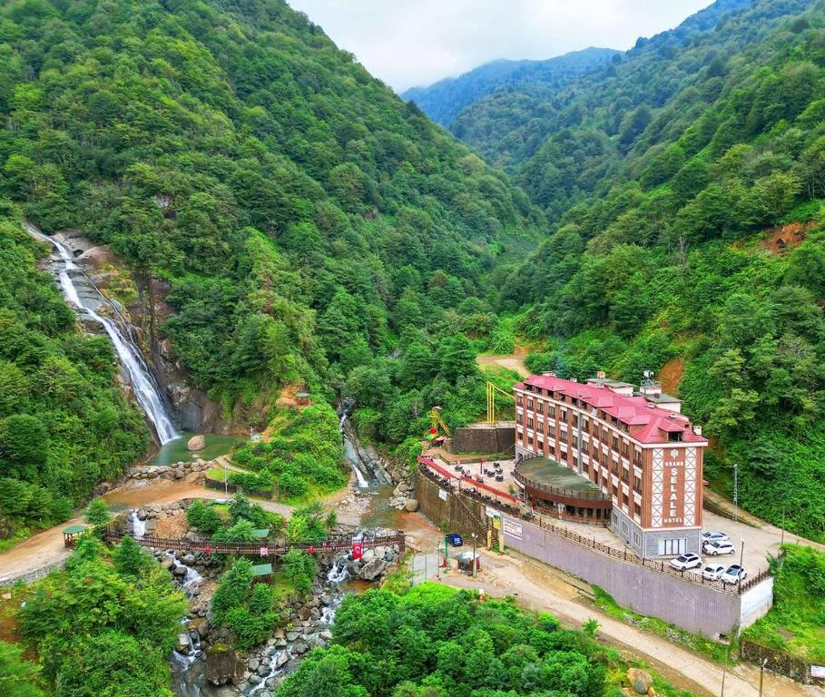 Grand Şelale Hotel, Cayeli (updated prices 2026)