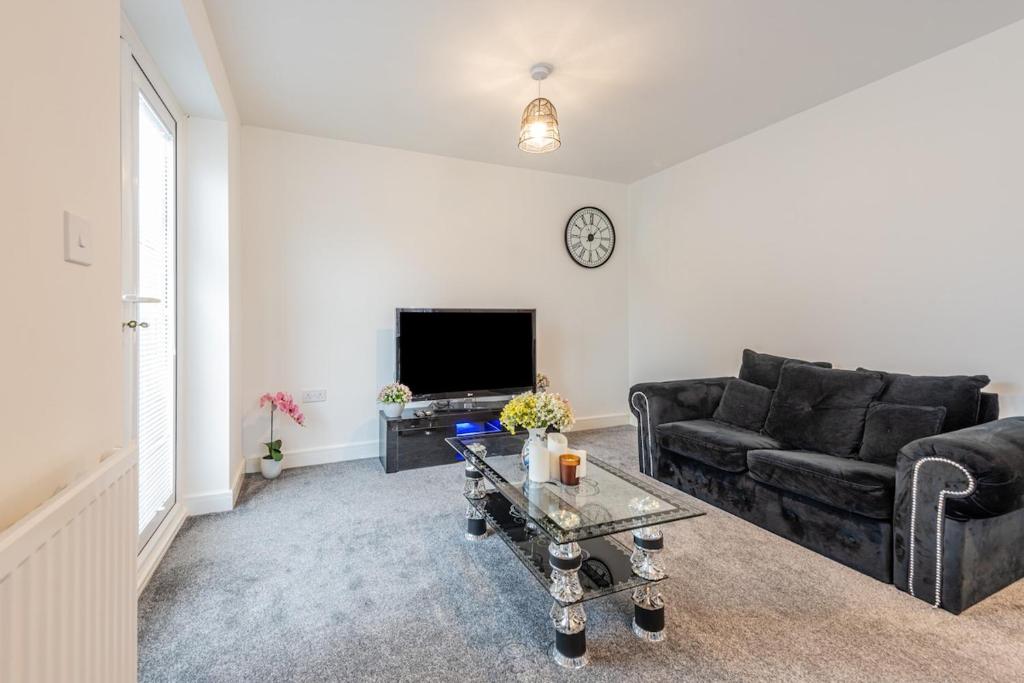 Harbour place in Cheshire East, Church Coppenhall (updated prices 2025)