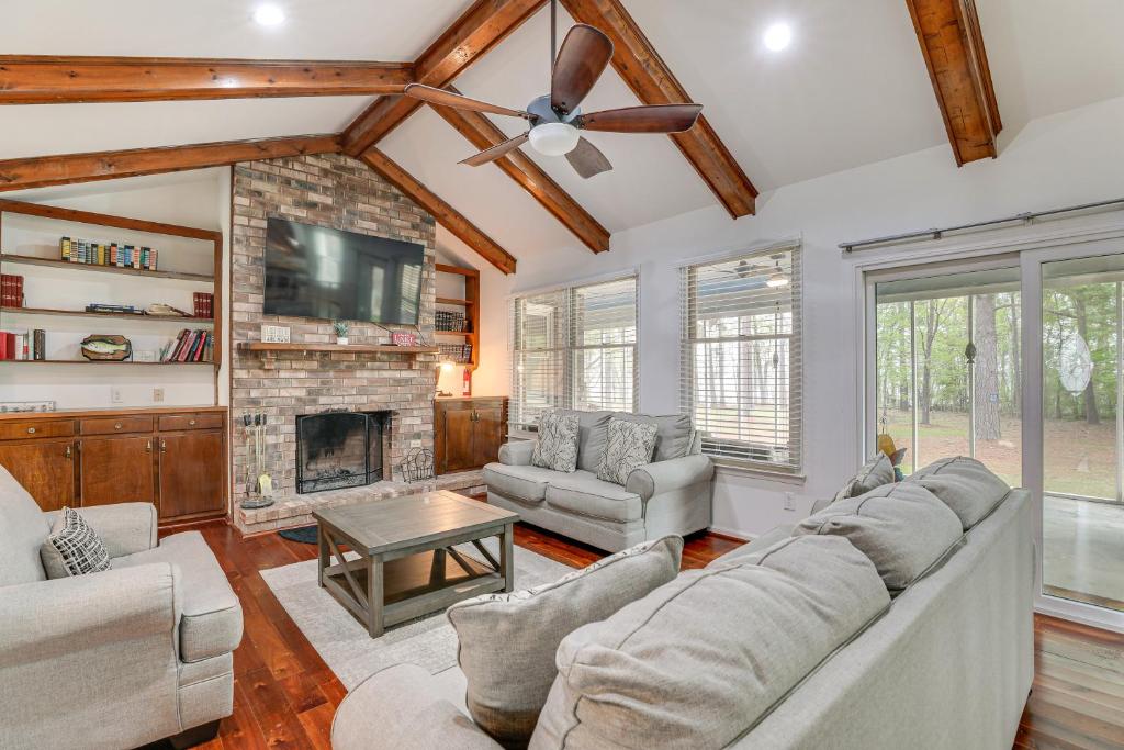 Private Dock and Pool Table Lake Marion Getaway, Santee (updated prices ...