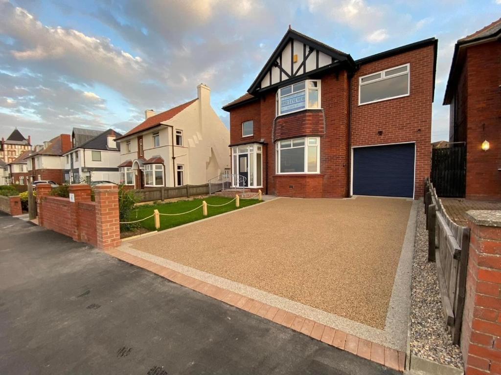 Birds Eye View, Whitby (updated prices 2026)