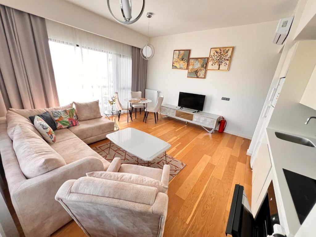 G Tower Residence at Divan Near To Mimar Sinan Metro Station, Istanbul ...