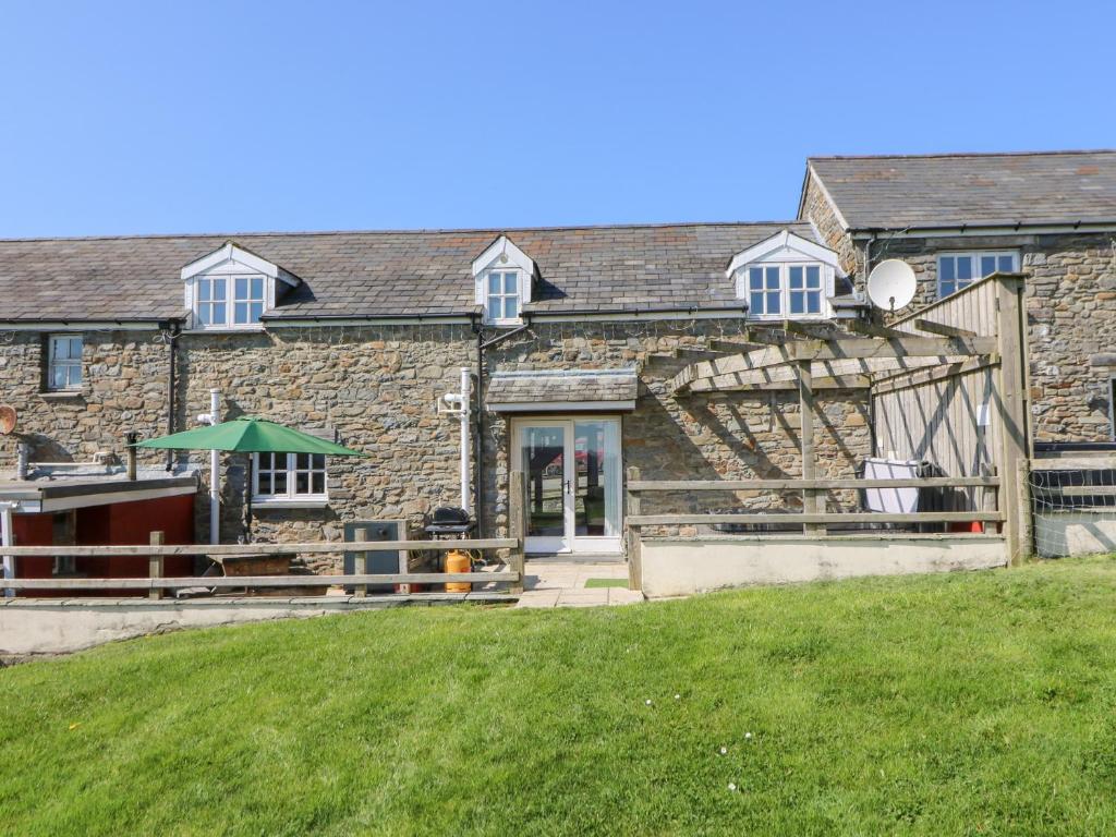 Mill Cottage, Ciliau-Aeron (updated prices 2026)