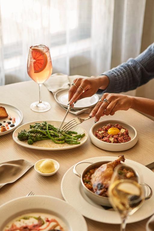 Hotel Brookmere & Arbor Spa, Saratoga Springs (updated prices 2025)