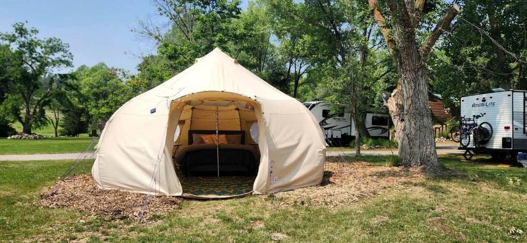 Luna Bell on the Lake, Winthrop, WA, Winthrop (aktualne ceny na rok 2026)