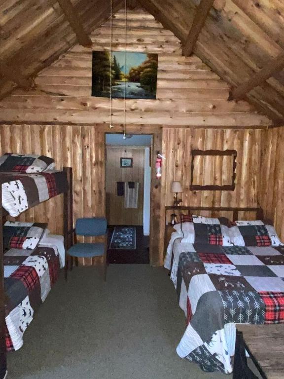 Rustic, Private Log Cabin near Augusta, Maine, Perfect for a Weekend ...