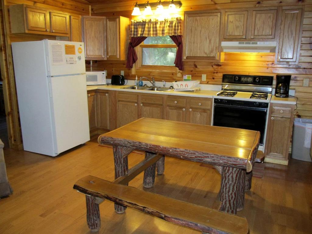 Cute Cabin with Private Hot Tub for Amazing Hiking Vacations near Cook ...