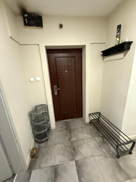 empi, Bŭnzareto (updated prices 2026)