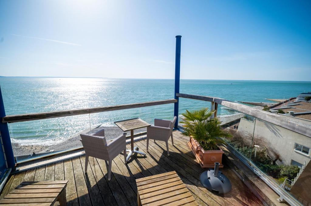 LOGIS HOTEL - La Petite Rade, Le Havre (updated prices 2025)
