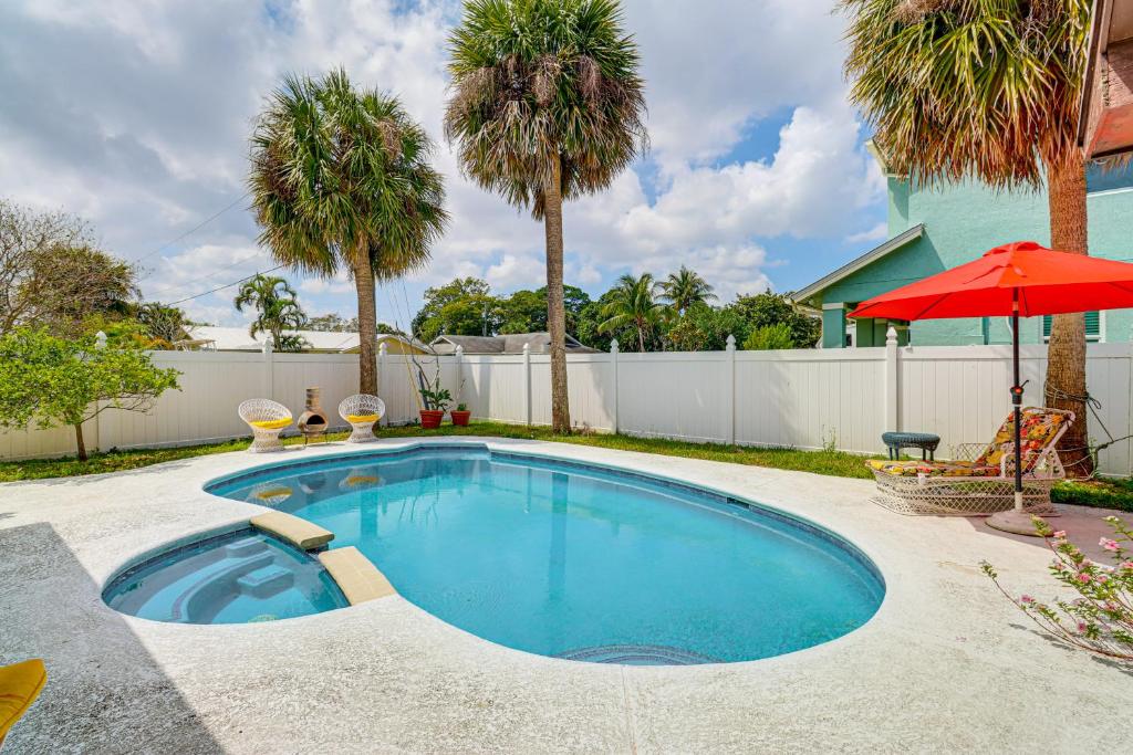 1 Mi to Dtwn Stuart Bright Home with Pool and Spa!, Stuart (updated ...