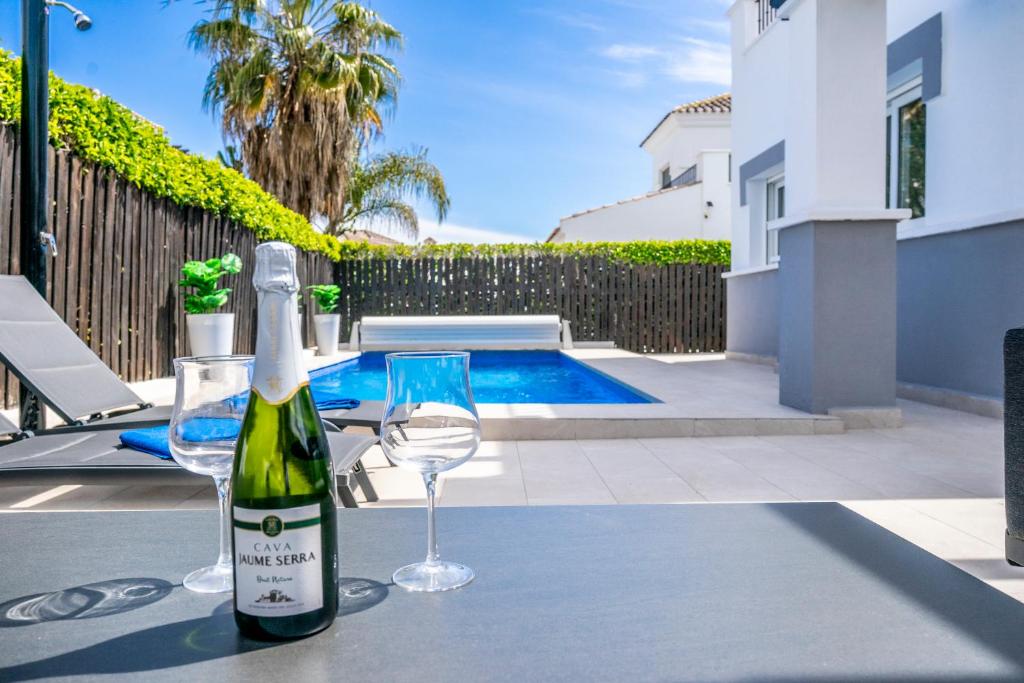 Villa Sol - Azure Property Rentals, Roldán (updated prices 2025)