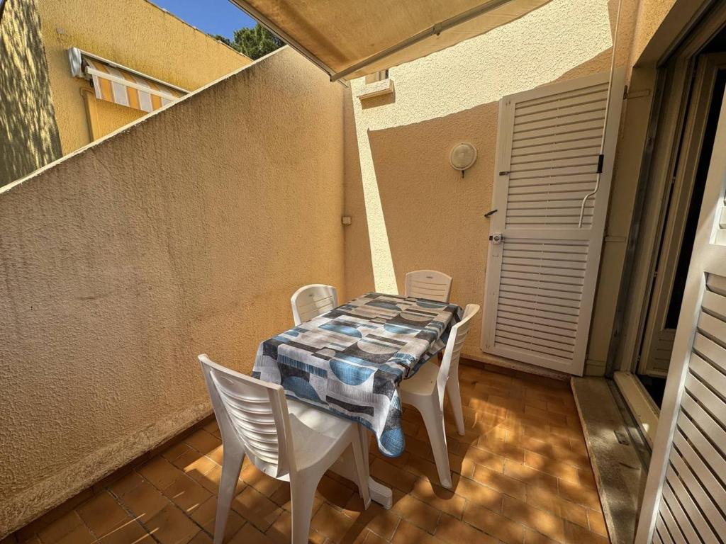 Studio mezzanine à La Pinède pour 4 pers, parking privé - FR-1-749-94, Cap d'Agde (updated ...