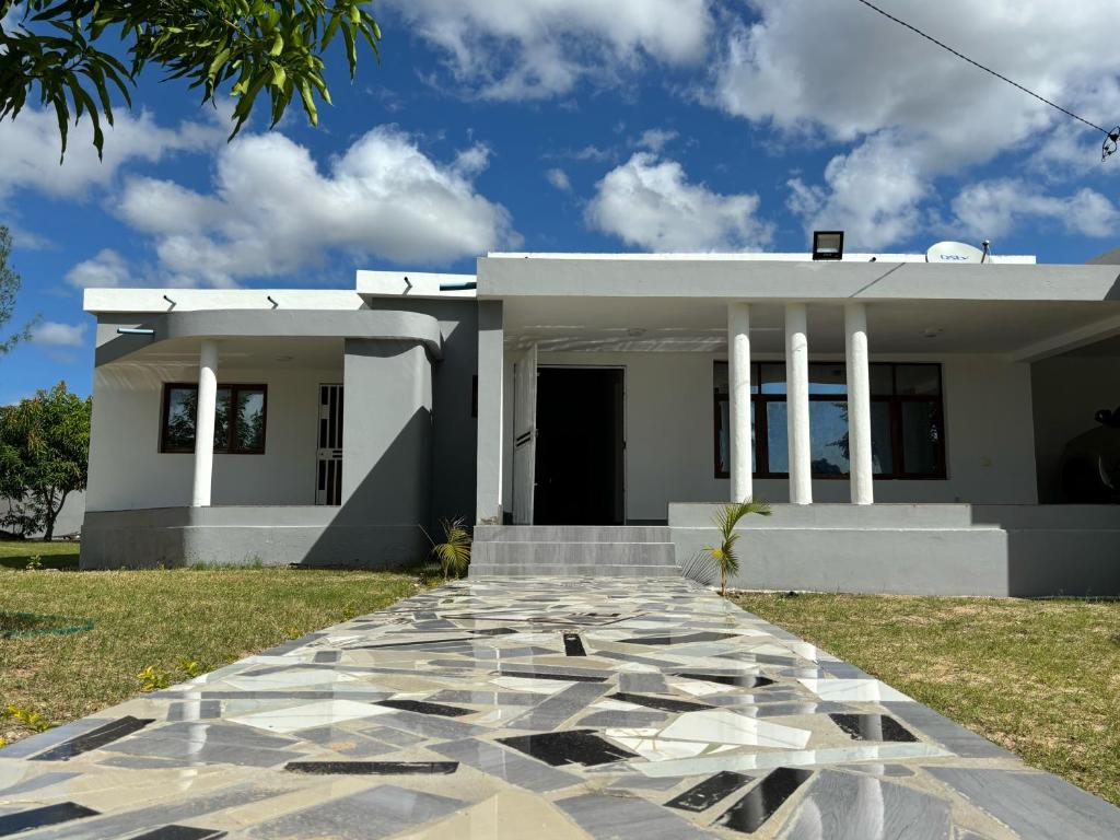 Bella House, Inhambane (updated prices 2026)