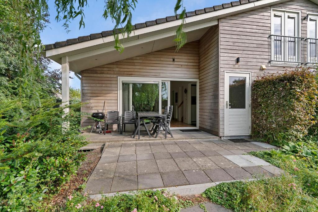 Huis Specht is perfect voor vakantie nabij meer en tuin op zuiden, Grou ...