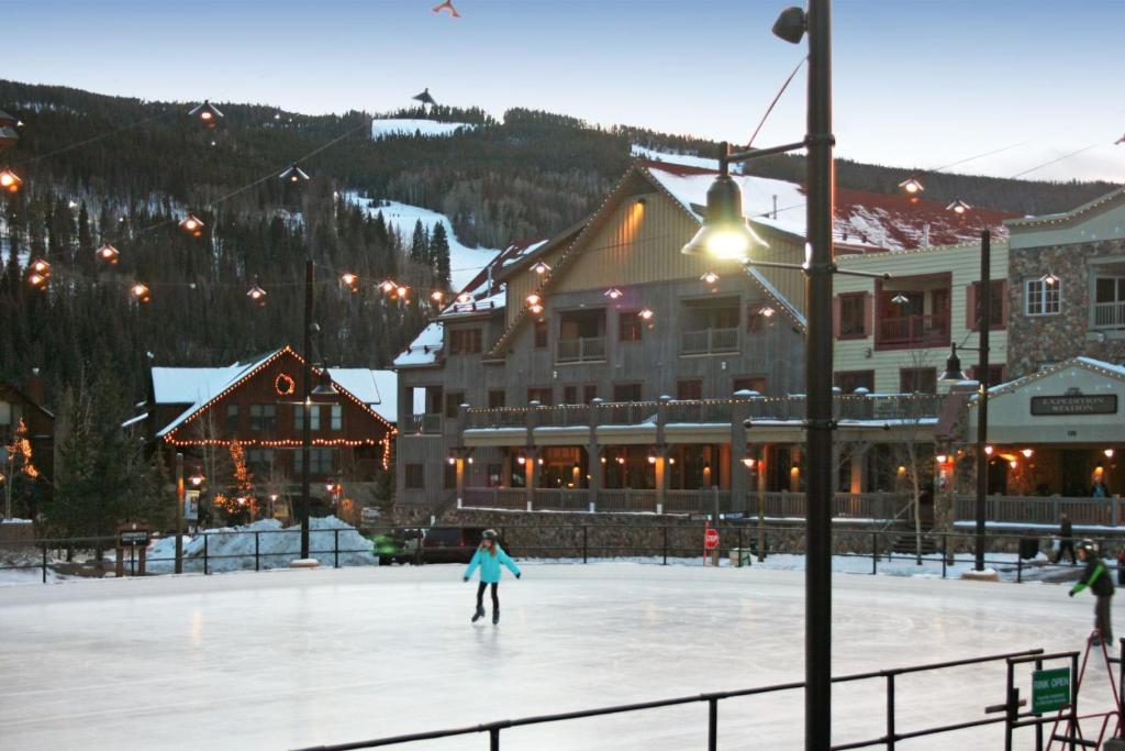 Expedition Station 8593 by SummitCove Lodging, Keystone (updated prices ...