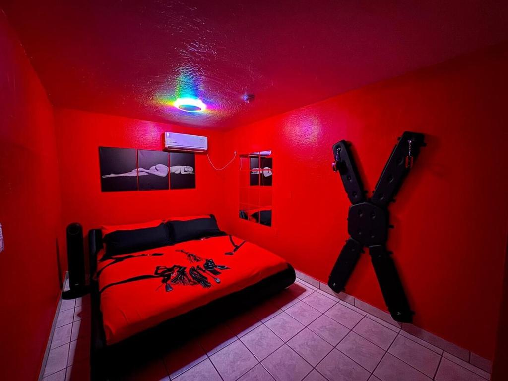 Phoenix Red Room for Couples, Phoenix (updated prices 2026)