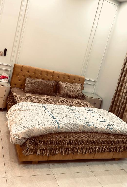 Divine Stay, Faisalabad (precios actualizados 2025)