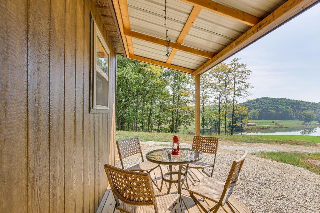 Exotic Animal Farm Stay in Illinois Tour, Explore, Kampsville (updated ...