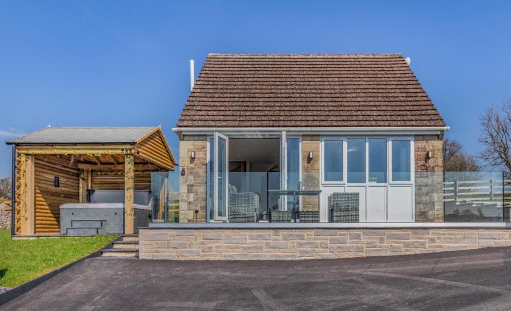 Brumlea Farm Cottage Bonsall, Rural Country stay for family and friends ...