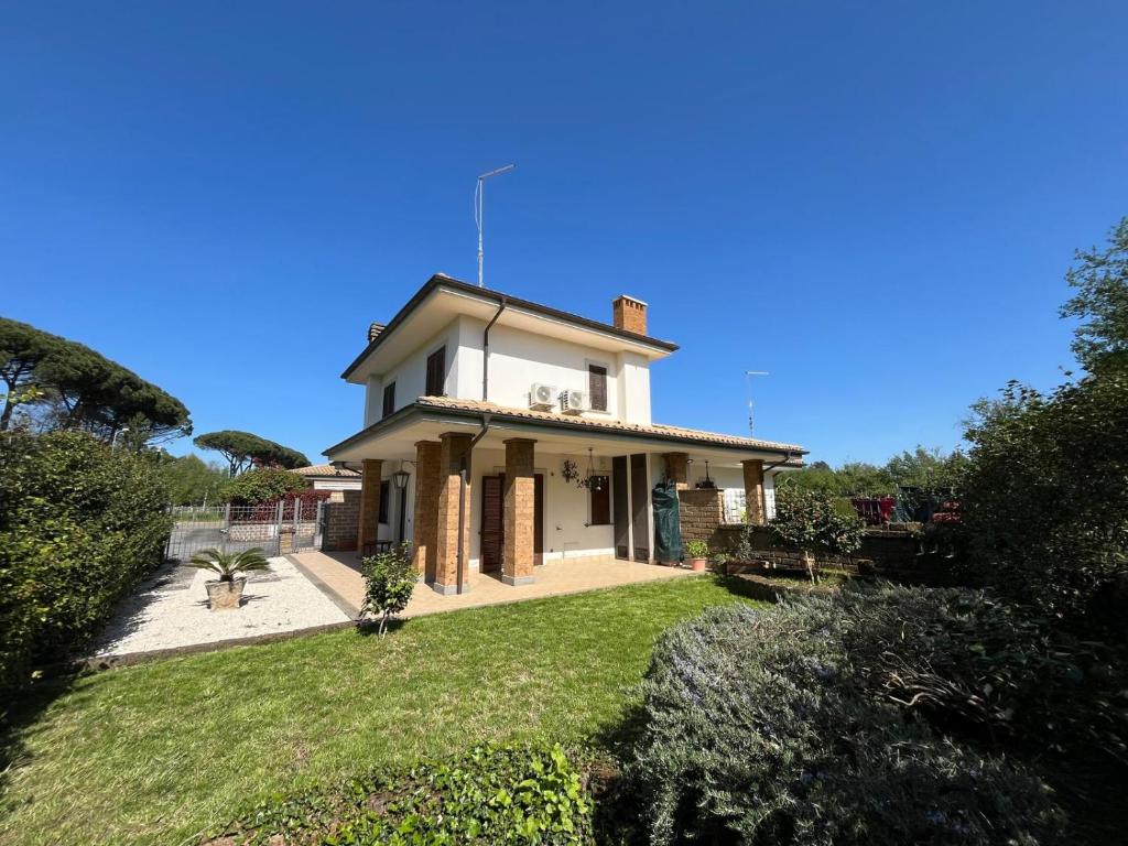 Le Tre Camelie, Capranica (giá cập nhật 2025)