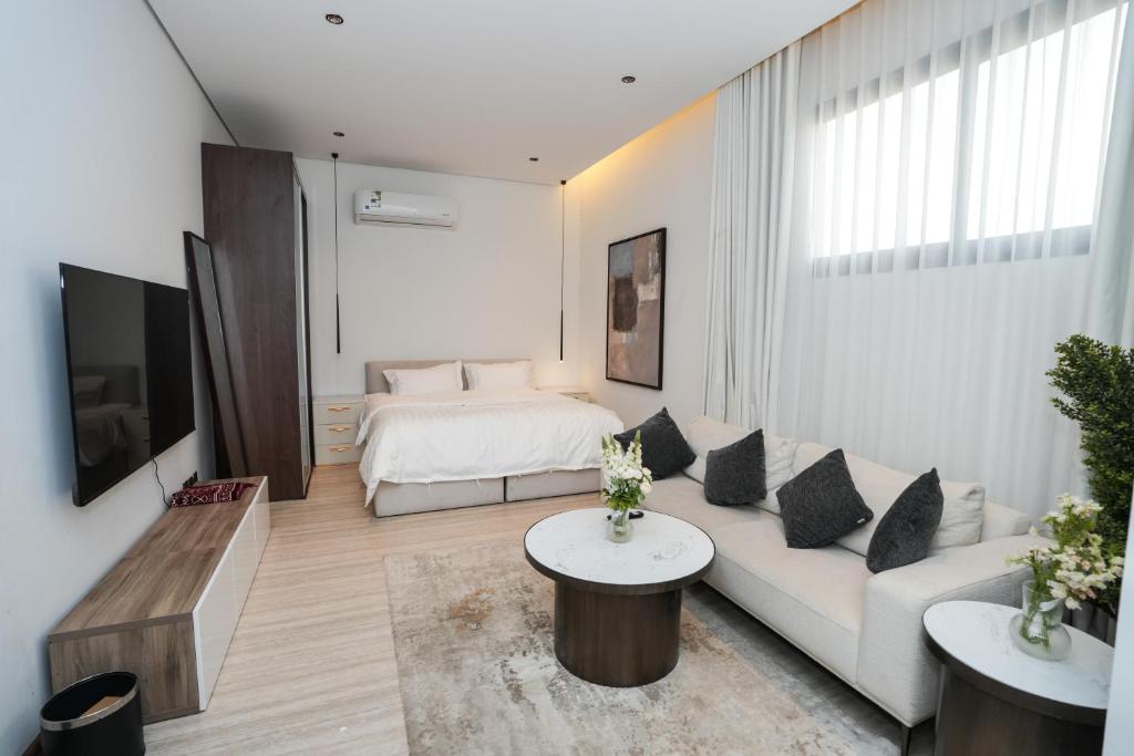 Qurtubah Suites studio 47B, Riyadh (updated prices 2025)