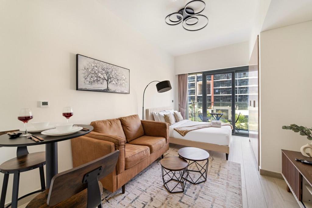 FIRST CLASS Studio Urban Elegance, Dubai (updated prices 2025)