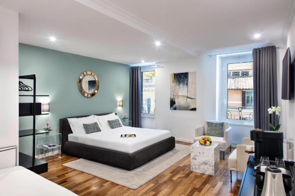 Piazza di spagna 32 Fellini Design Suites, Rome (updated prices 2026)