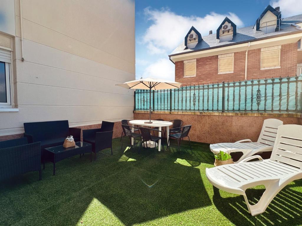 Playa Somo y Surf 30025, Somo (updated prices 2025)