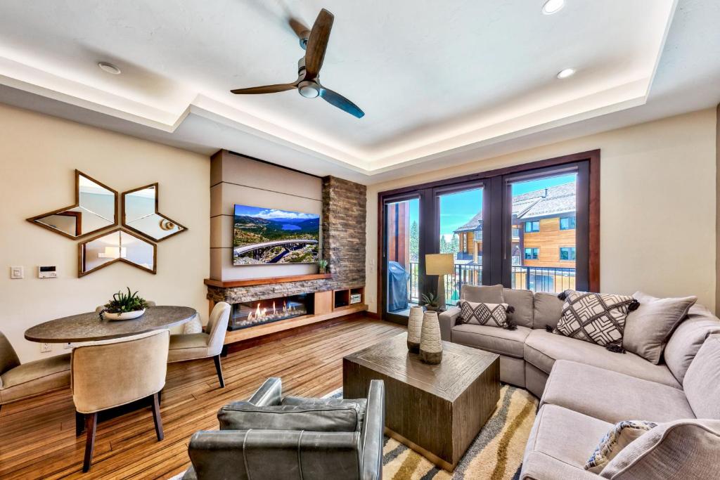 Pinnacle Heavenly Location Ski-InOut Zalanta 214, Stateline (precios ...