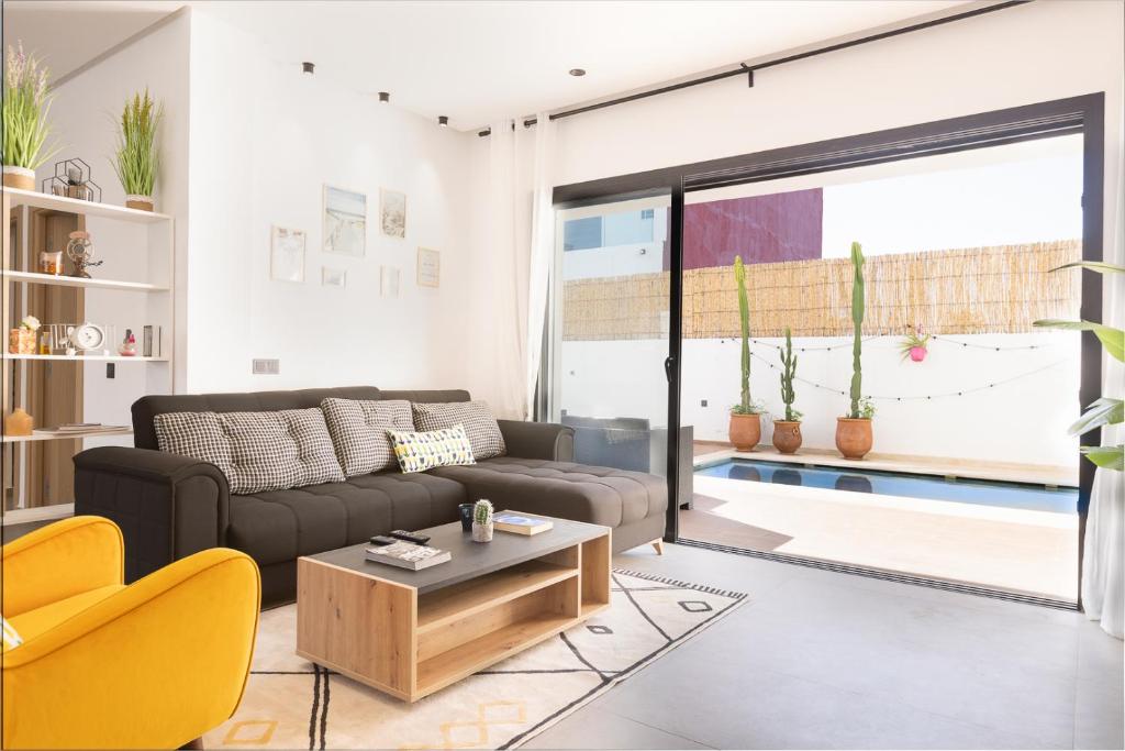 Beach Vibe Villa - Sunny Stay, Ben Slimane (updated prices 2025)