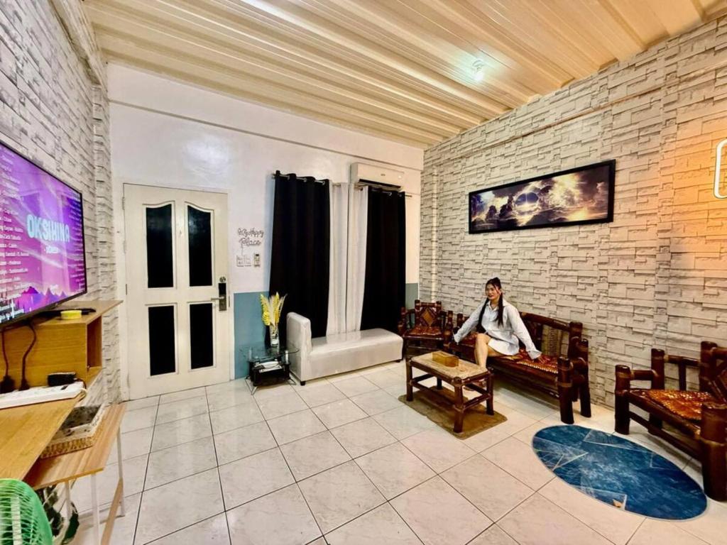 Axon Cozy Modern House Near Walking Street, Angeles (updated prices 2025)