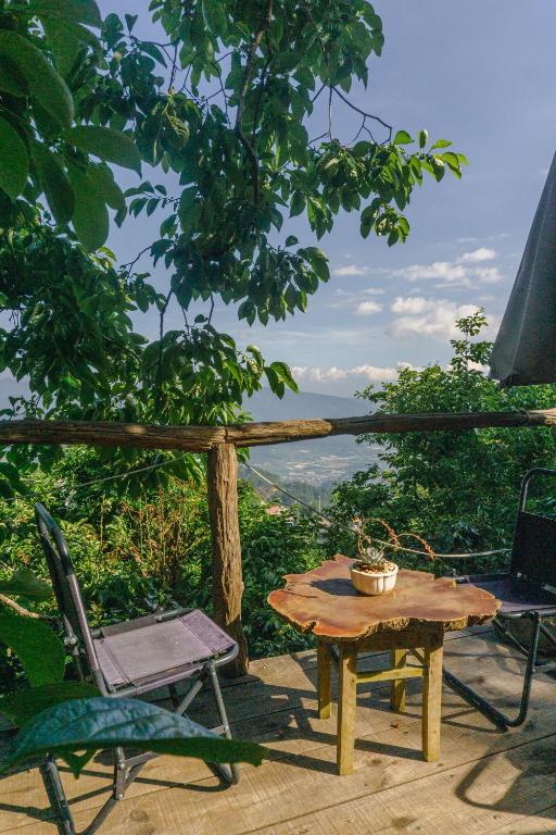 Vuon Hong Le Phuc-Cau Dat Glamping Retreat Da Lat, Ấp Trạm Hành (tarifs ...