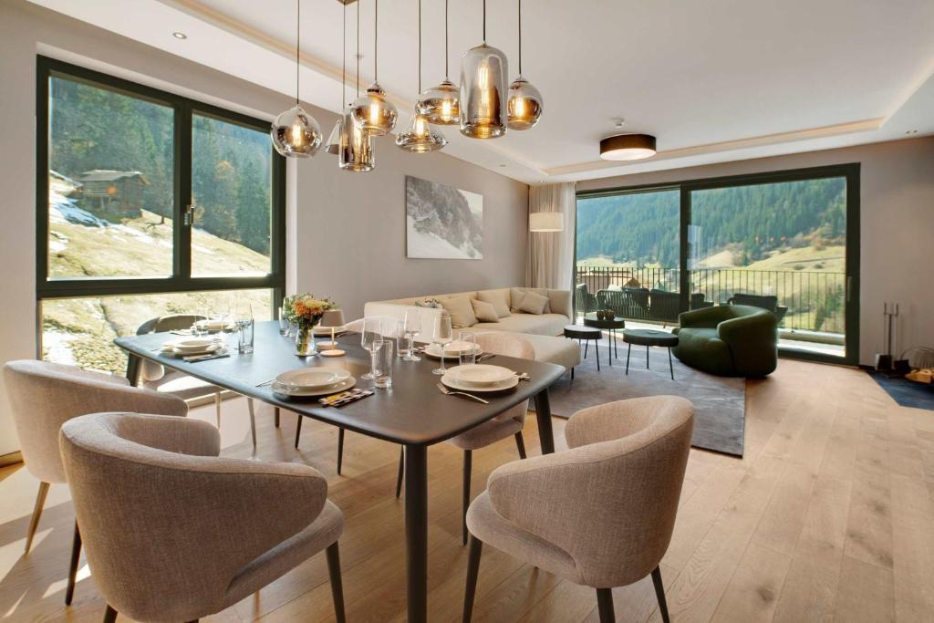 Alpine Chic - Fireplace Views & Ski Resorts, See (updated prices 2026)