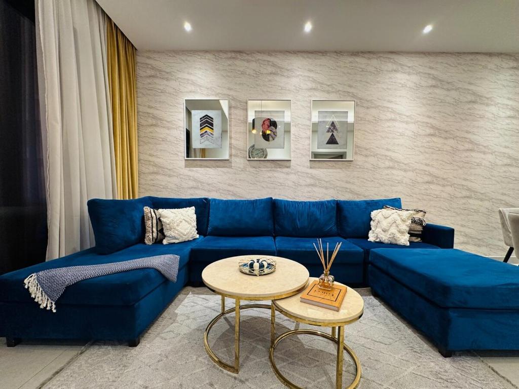 Peaceful 2 Bed Oasis Suite in JVC, Dubai (updated prices 2025)