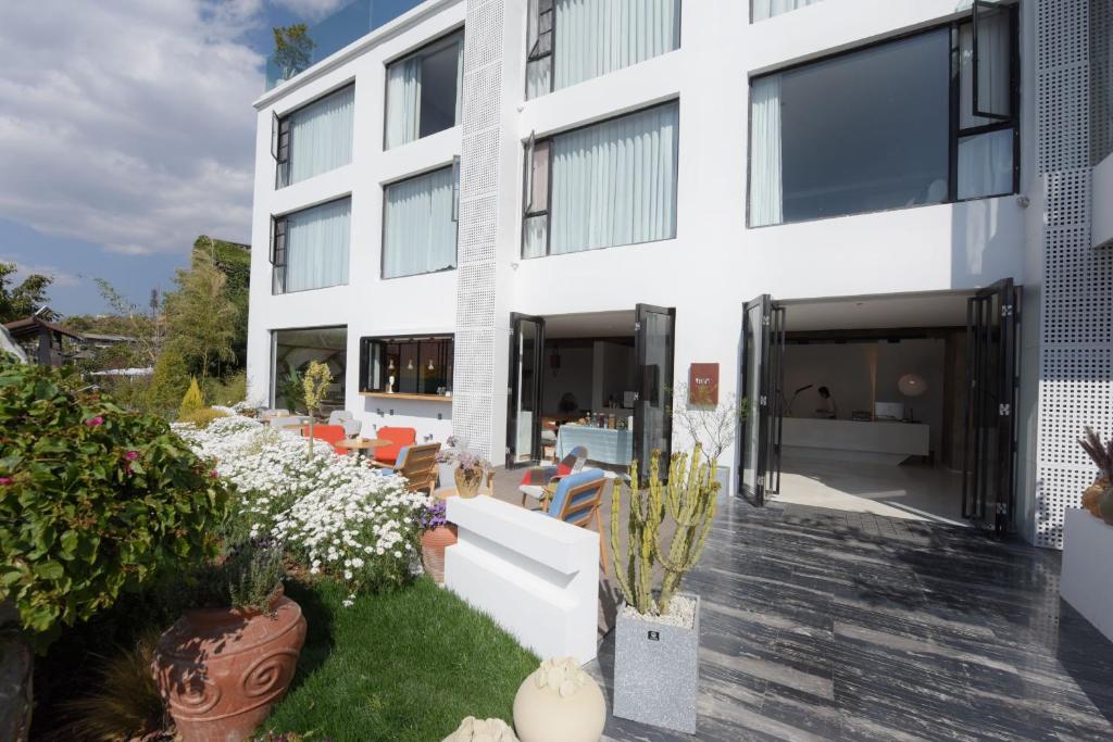 Dali Shuanglang seven-room sea view hotel, Dali Shuanglang (prețuri ...