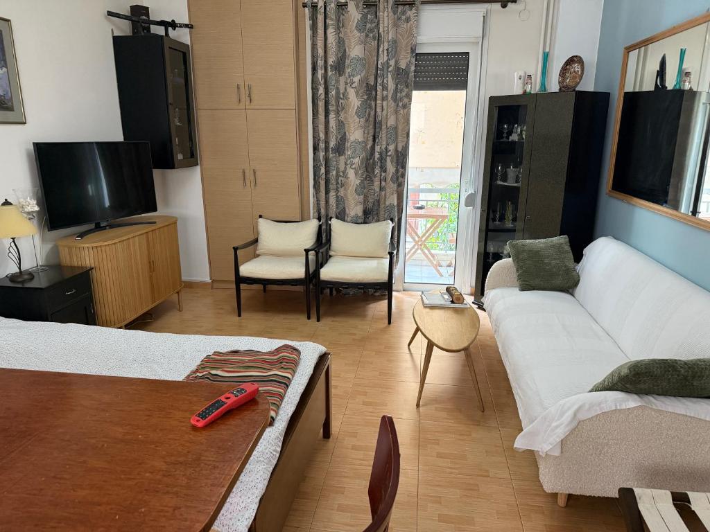 Athens Room, Athens (updated prices 2025)