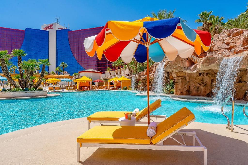 Masquerade Tower at Rio Hotel & Casino, Las Vegas (updated prices 2025)