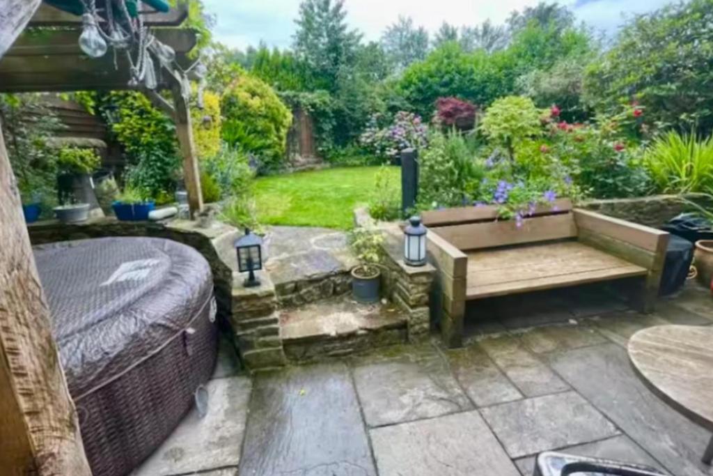 Quaint and Cosy Cottage - Manchester, Manchester (updated prices 2025)