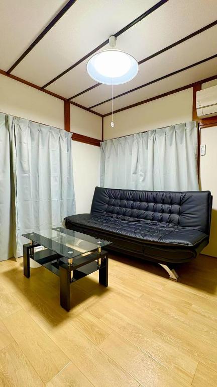 Residential, Tokyo (updated prices 2025)