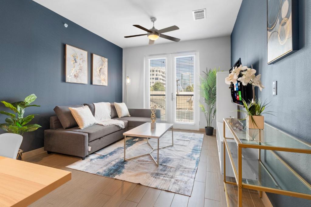 Apartmint at Bell Katy Trail - Dallas, Dallas (updated prices 2025)