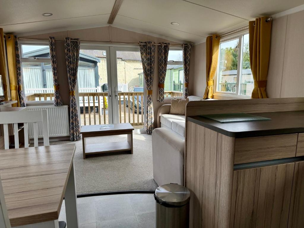 The Fly Van - Beautiful, luxury static caravan, Aberlour (updated ...