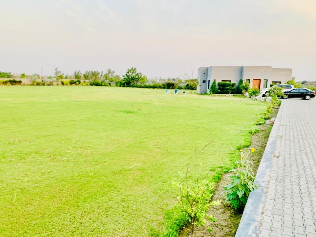 Luxurious farmhouse for sports and events, Lahore (precios actualizados ...