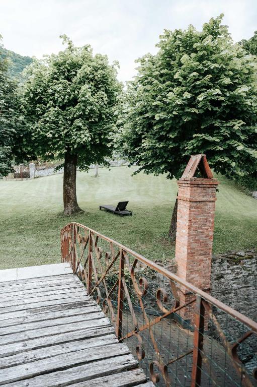 Chateau de La Lanette, Saléchan (updated prices 2025)