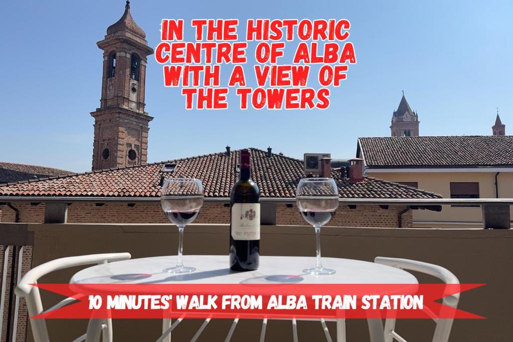 In the Historic Centre, with a View of the Towers, Alba (precios ...