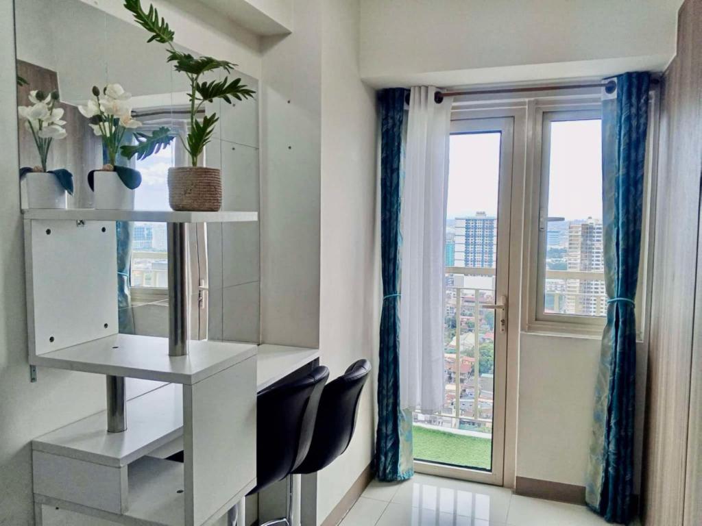 Moa staycation, Manila (updated prices 2026)