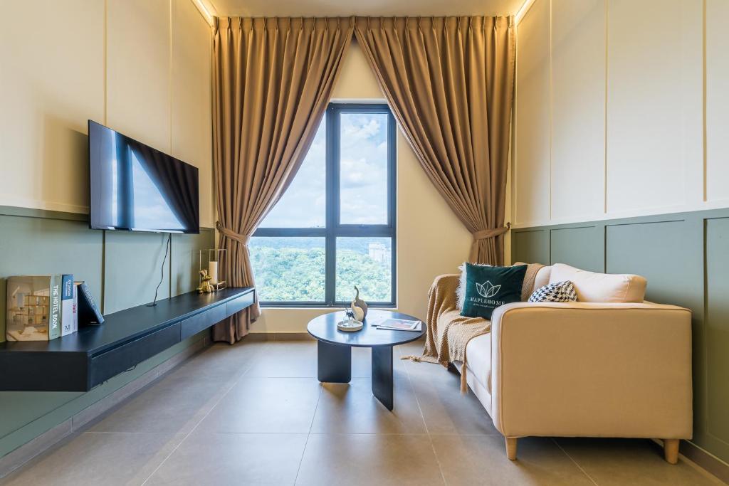 10 Mossaz skypool 5mins to 1U and Ikea atEmpire City by Light House ...