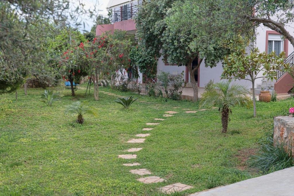 Chania Garden Retreat, Souda (updated prices 2026)